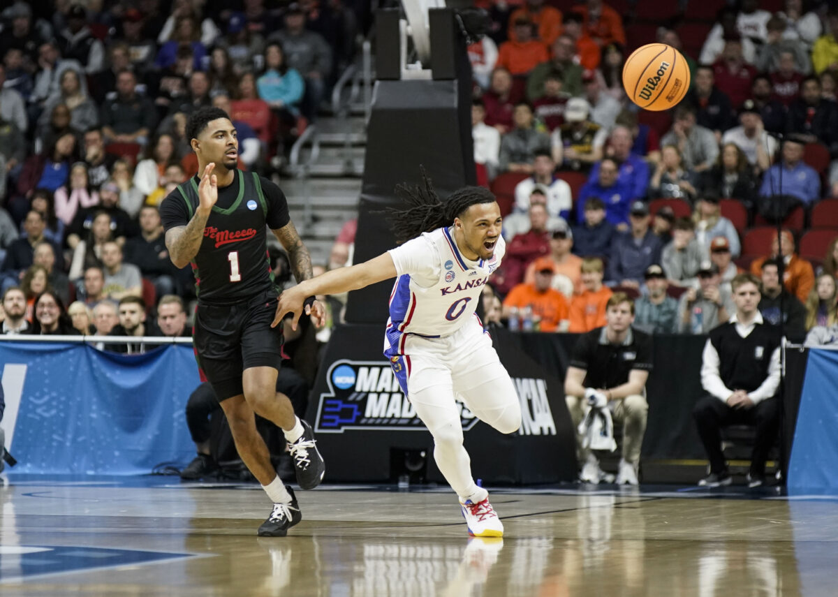 Photo Gallery: Kansas blows out Howard, 96-68 - KU Sports